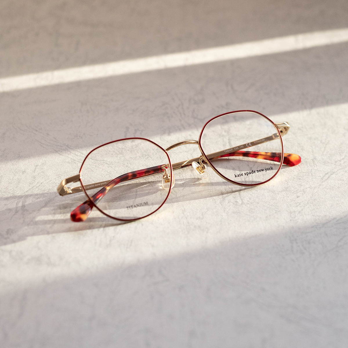 TABIA/F | メガネのアド・アドコンタクト 立川／八王子／所沢／田無／府中